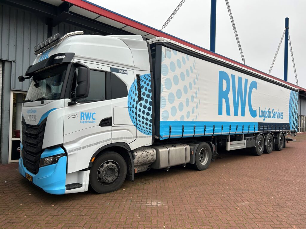 New Pacton Trailer helps fellow Ommen Company RWC grow | Pacton ...